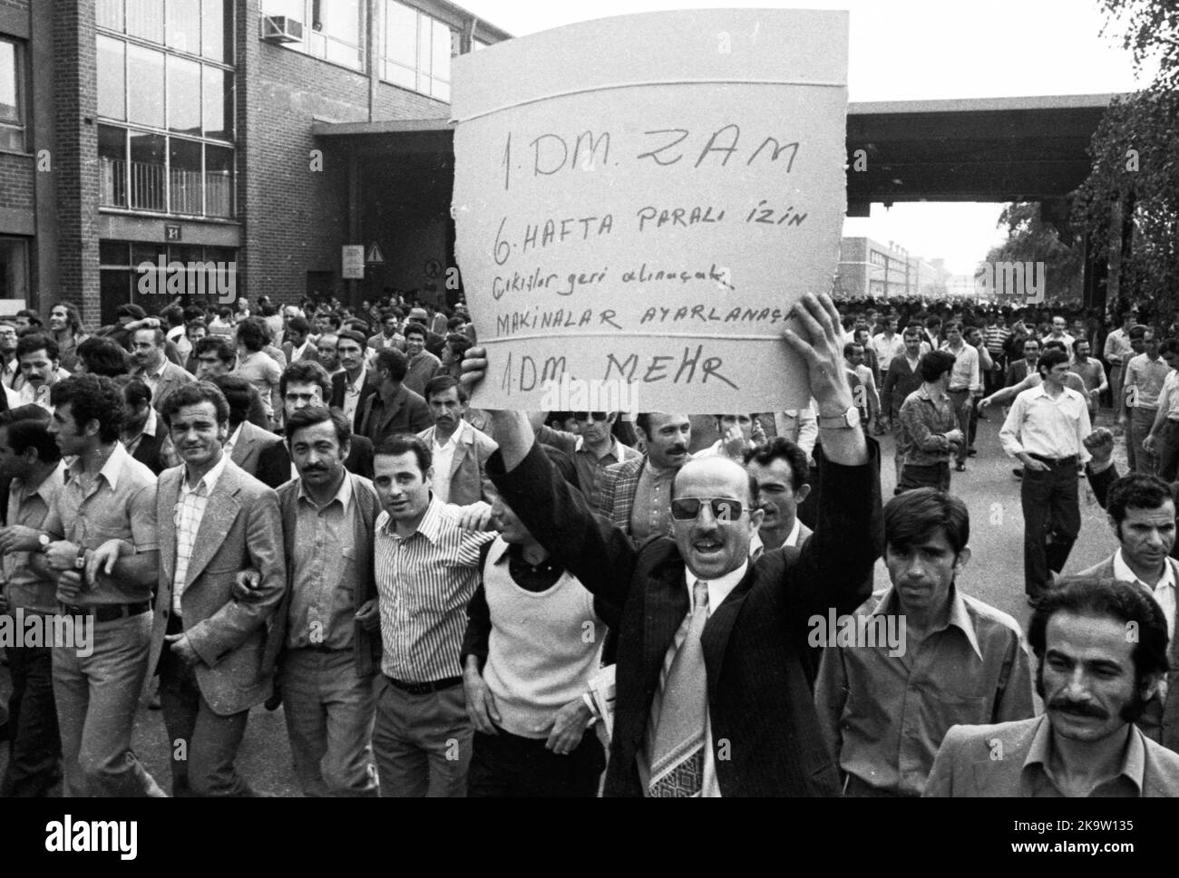 The strike at the Ford factory, here in Cologne on 27-29 August 1973 ...