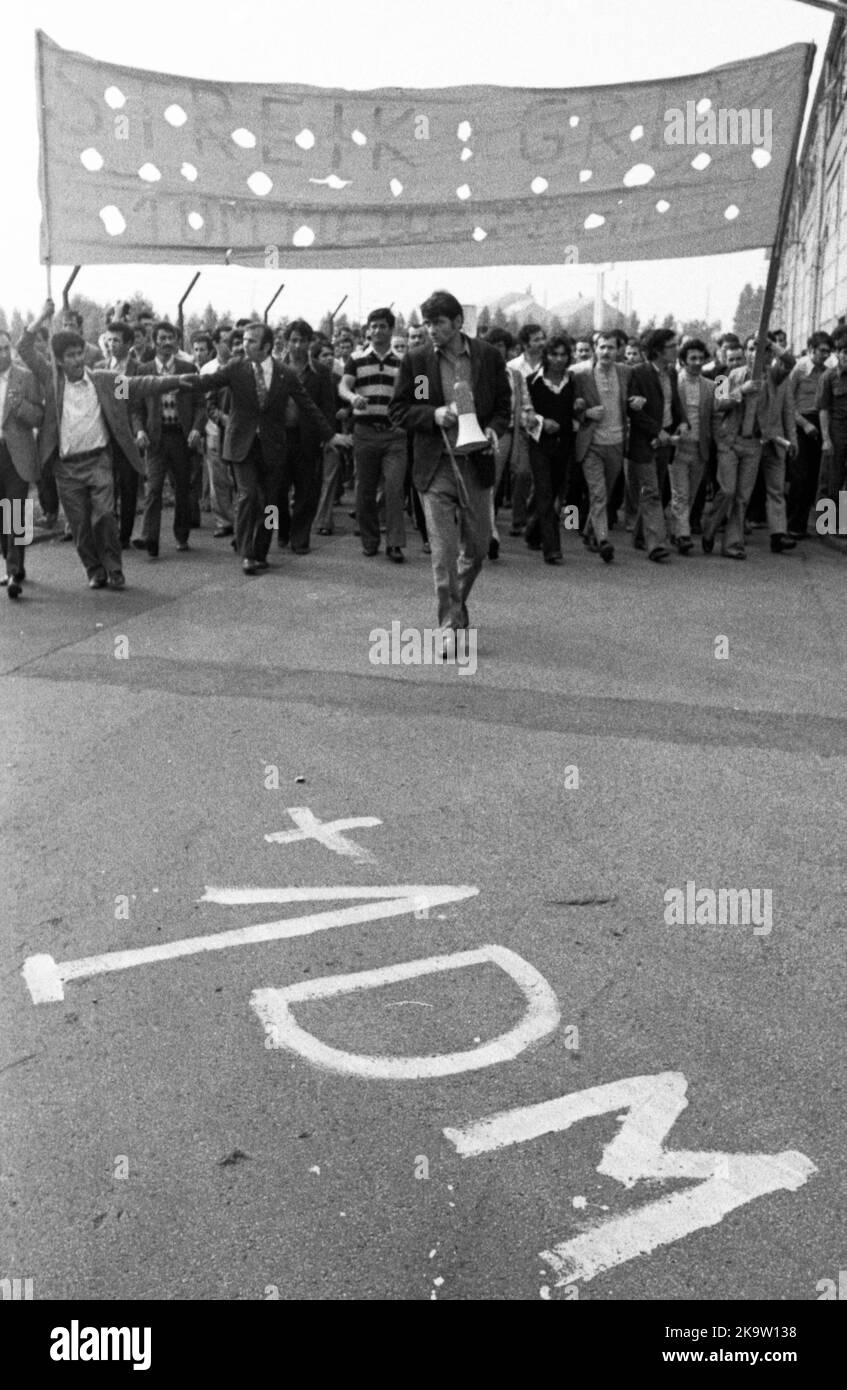 The strike at the Ford factory, here in Cologne on 27-29 August 1973 ...