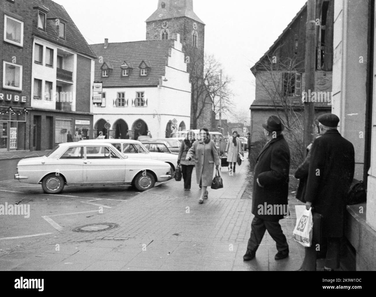 A citizens' initiative (Buergerwille) opposed incorporation in Schwerte ...