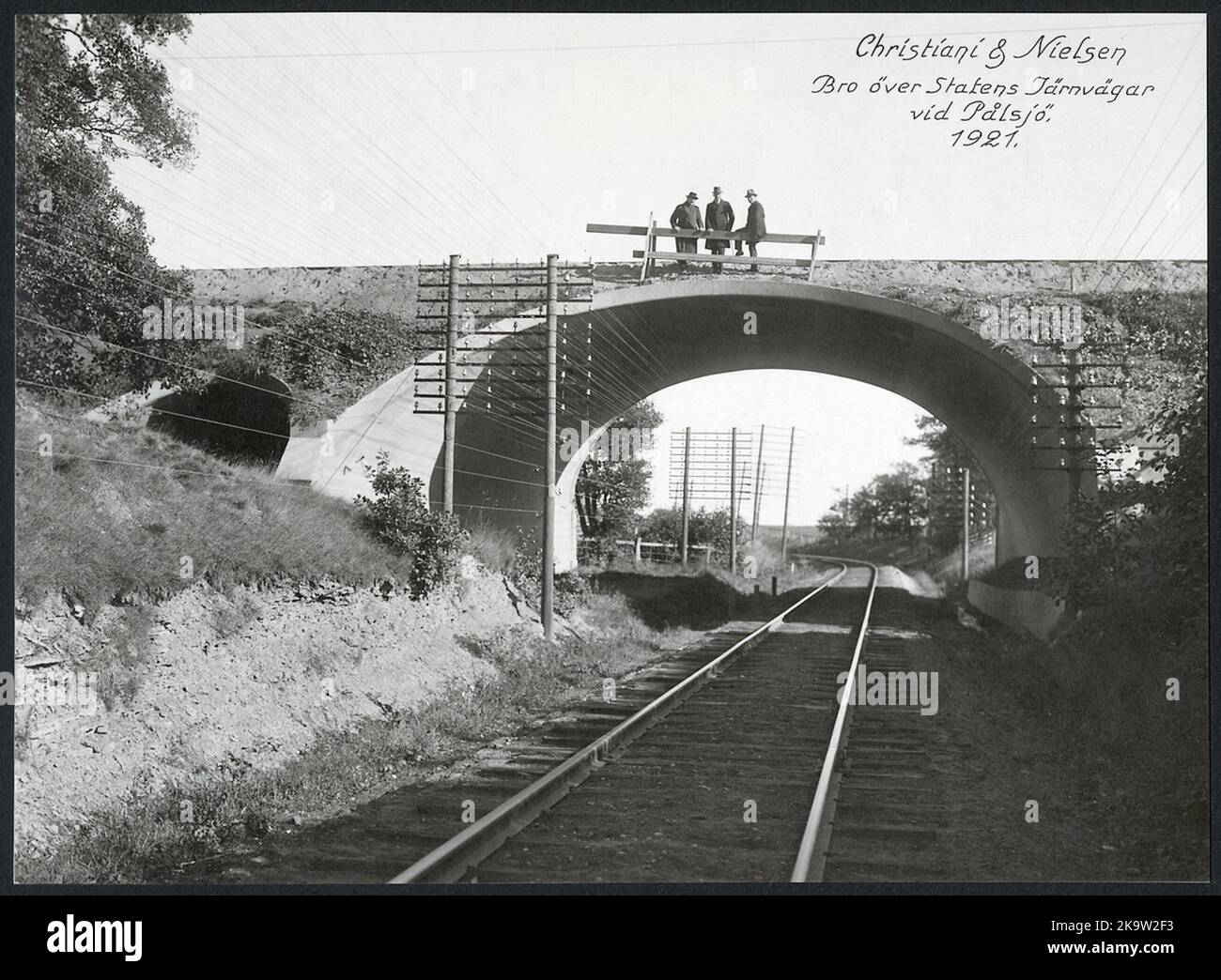 Road bridge at Pålsjö on the line between Helsingborg F and Ödåkra ...