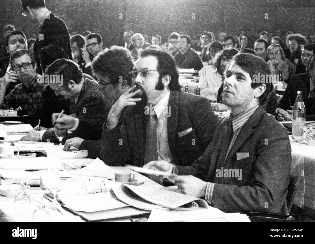 Young socialists of the spd hi-res stock photography and images - Alamy