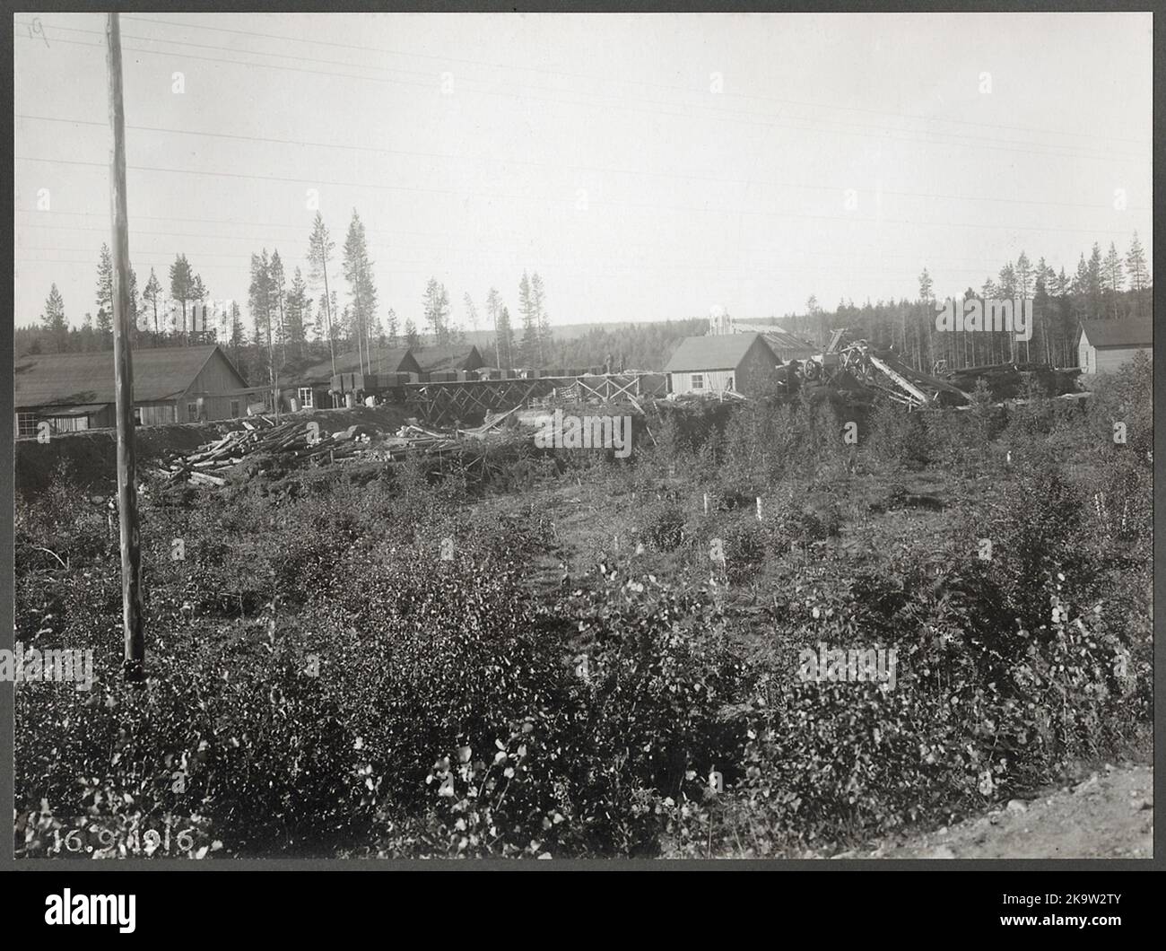 The barracks community on the eastern beach and the stone crushing ...