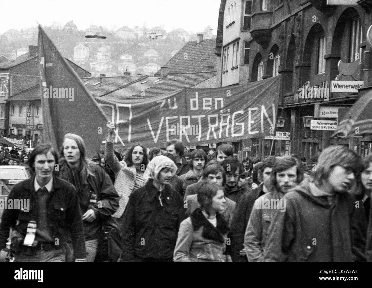 The peace movement's 1972 spring campaign addressed the public ...