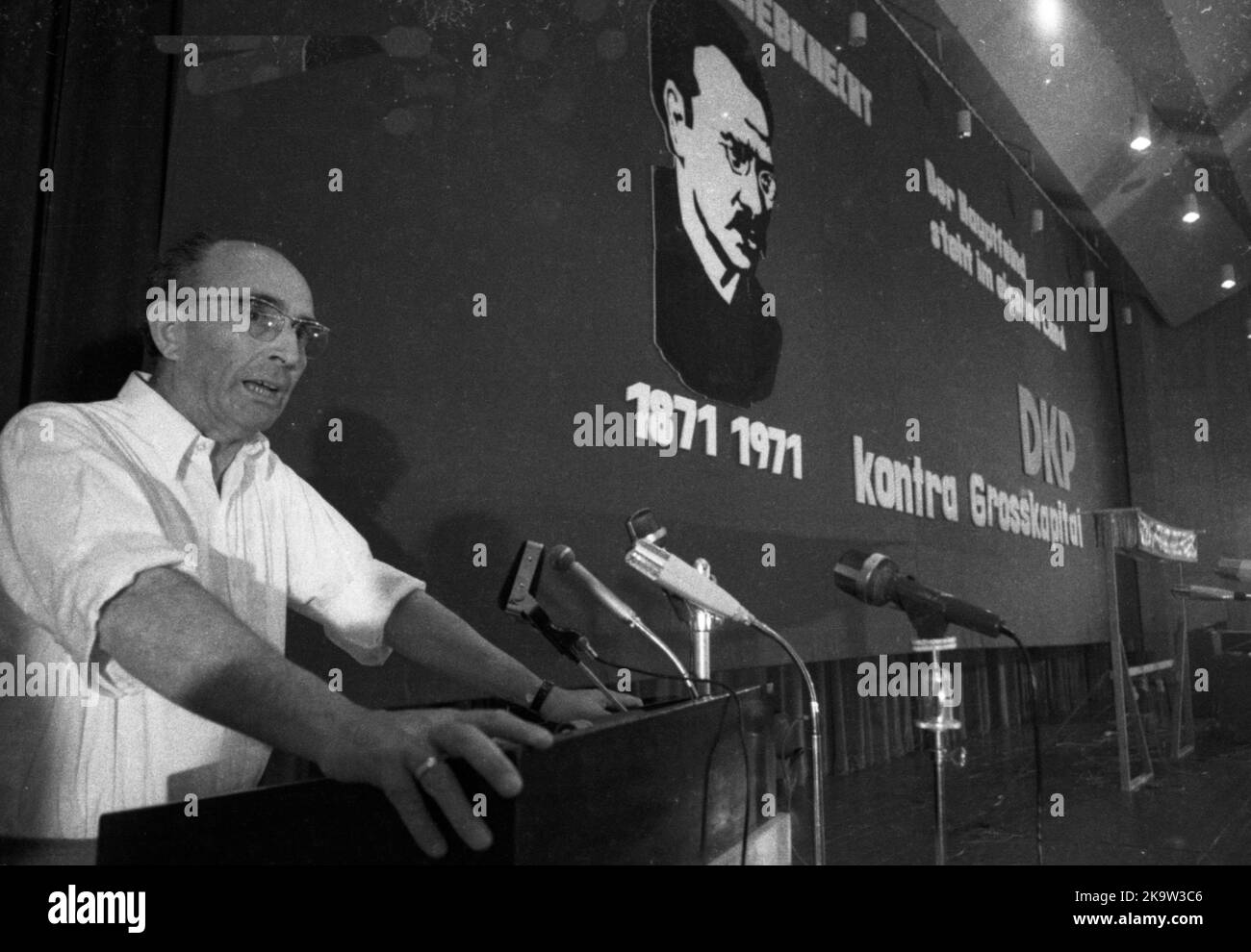 The German Communist Party (DKP) celebrated the 100th anniversary of ...