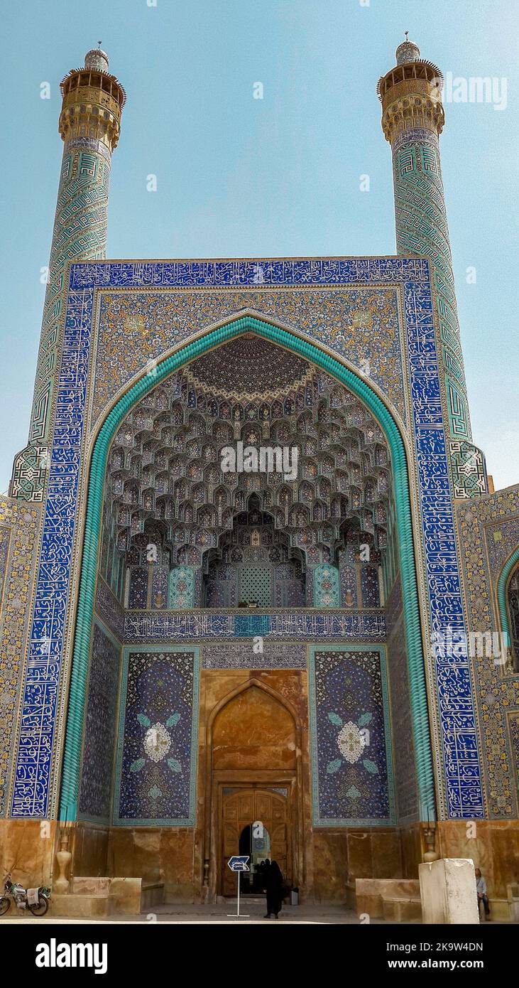 Sheikh Lotfollah Mosque is one of the greatest historical place in ...