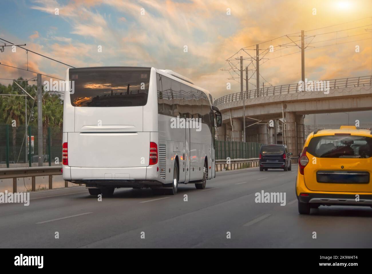 White buses hi-res stock photography and images - Alamy