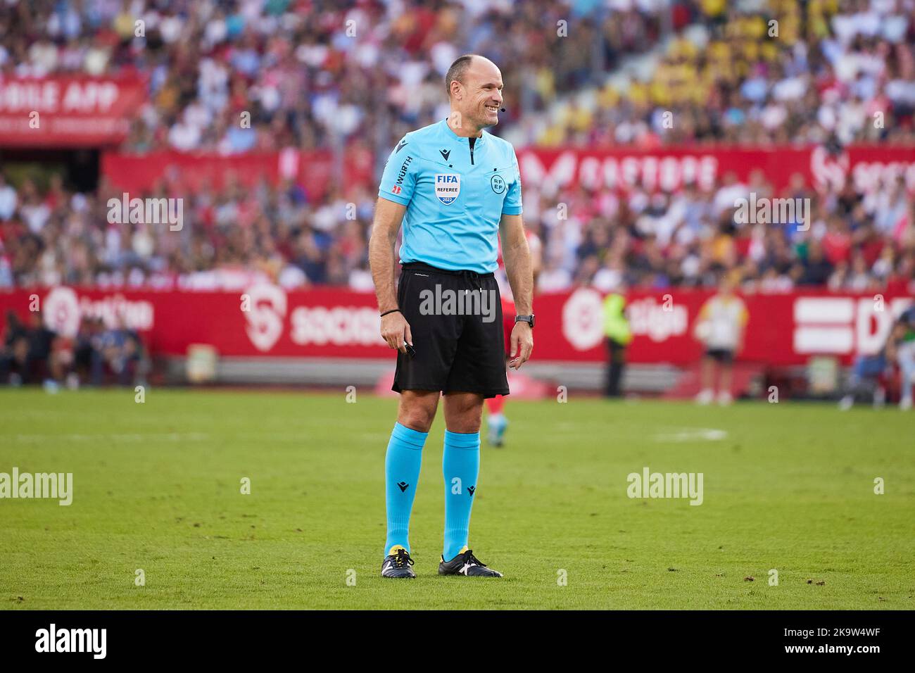 Estadio ramon sanchez pizjuan 2022 hi-res stock photography and images ...
