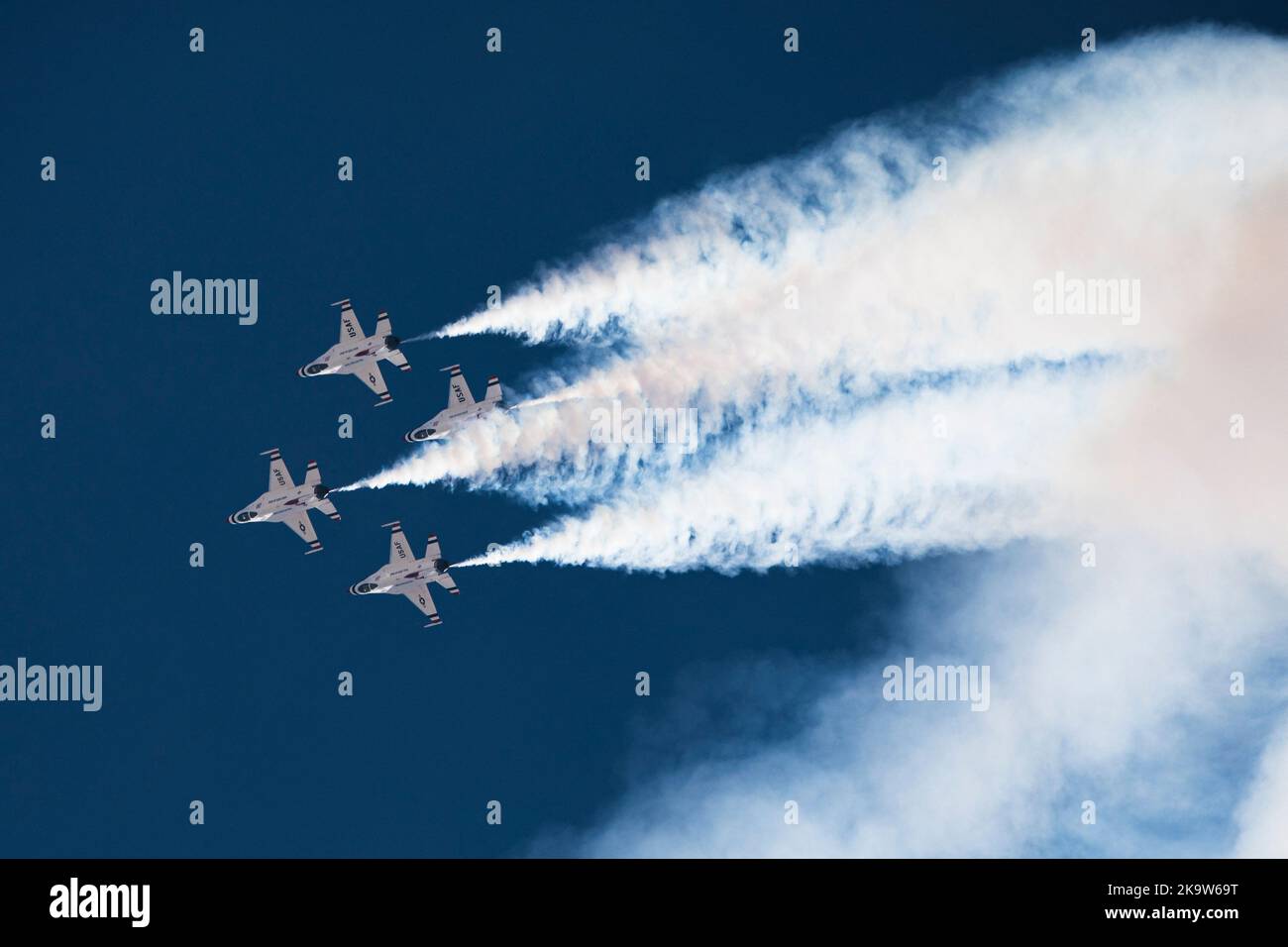 The USAF Air Demonstration Squadron "Thunderbirds" is the air ...