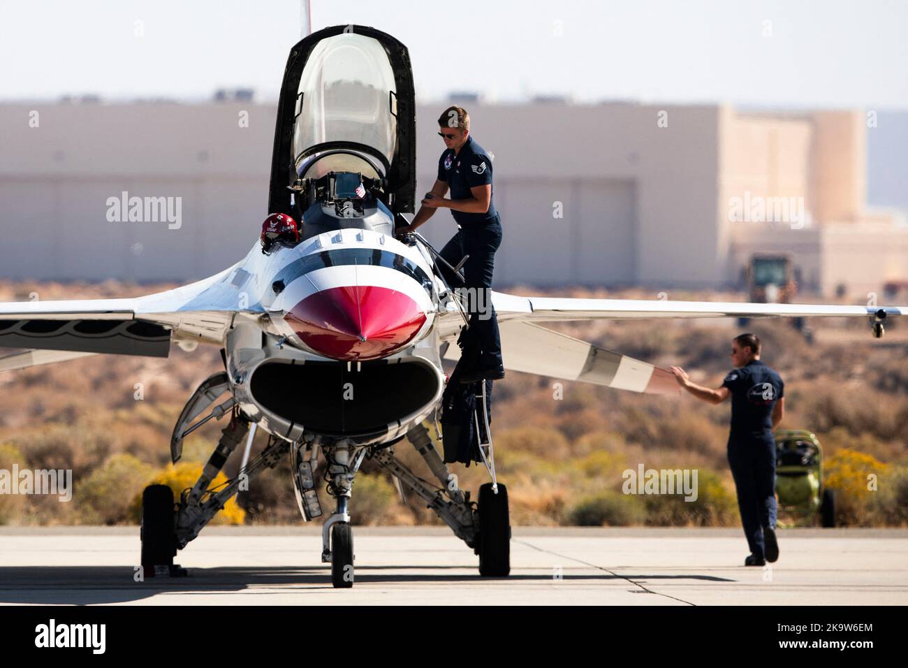 The USAF Air Demonstration Squadron "Thunderbirds" is the air ...