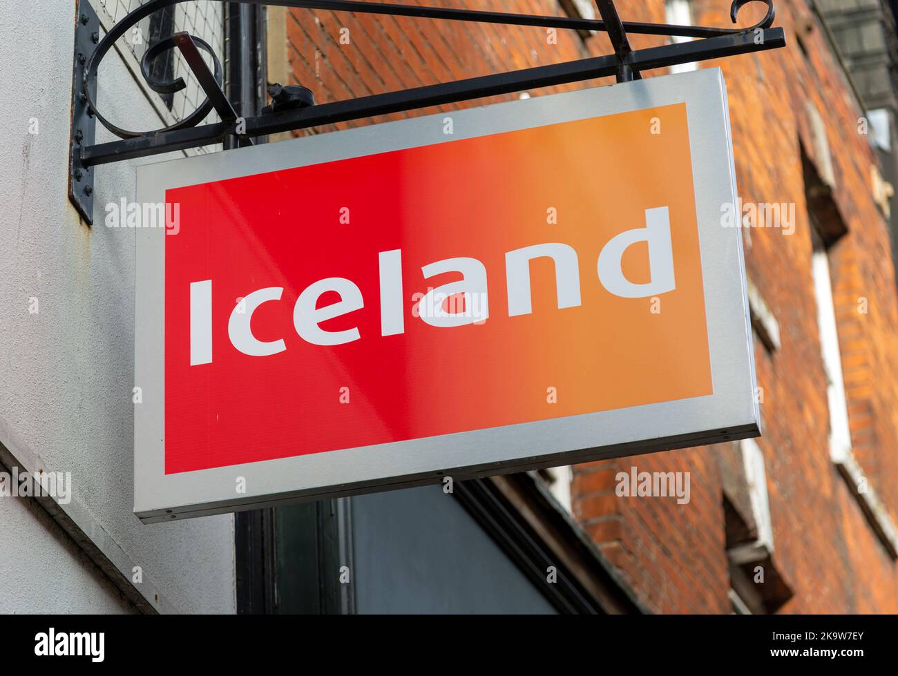 Sign logo for Iceland frozen food shop, Devizes, Wiltshire, England, UK ...