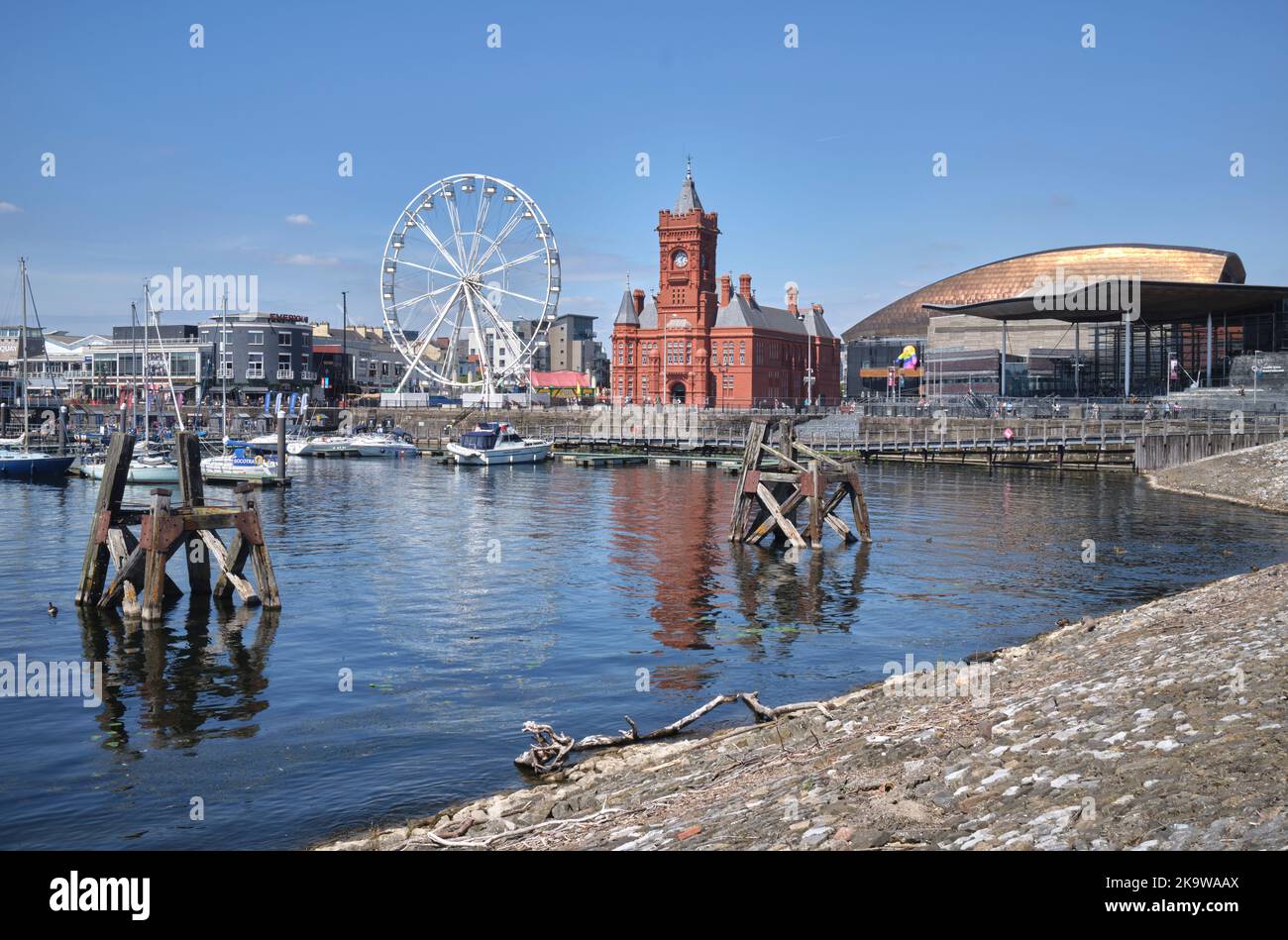 View Across Cardiff Bay to Mermaid Quay and the historic Pierhead ...