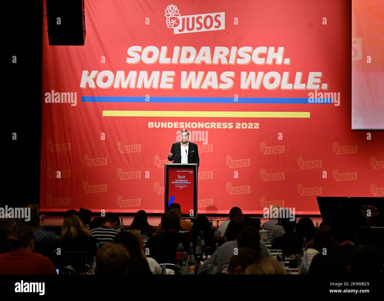 Oberhausen, Germany. 30th Oct, 2022. SPD Chairman Lars Klingbeil speaks ...