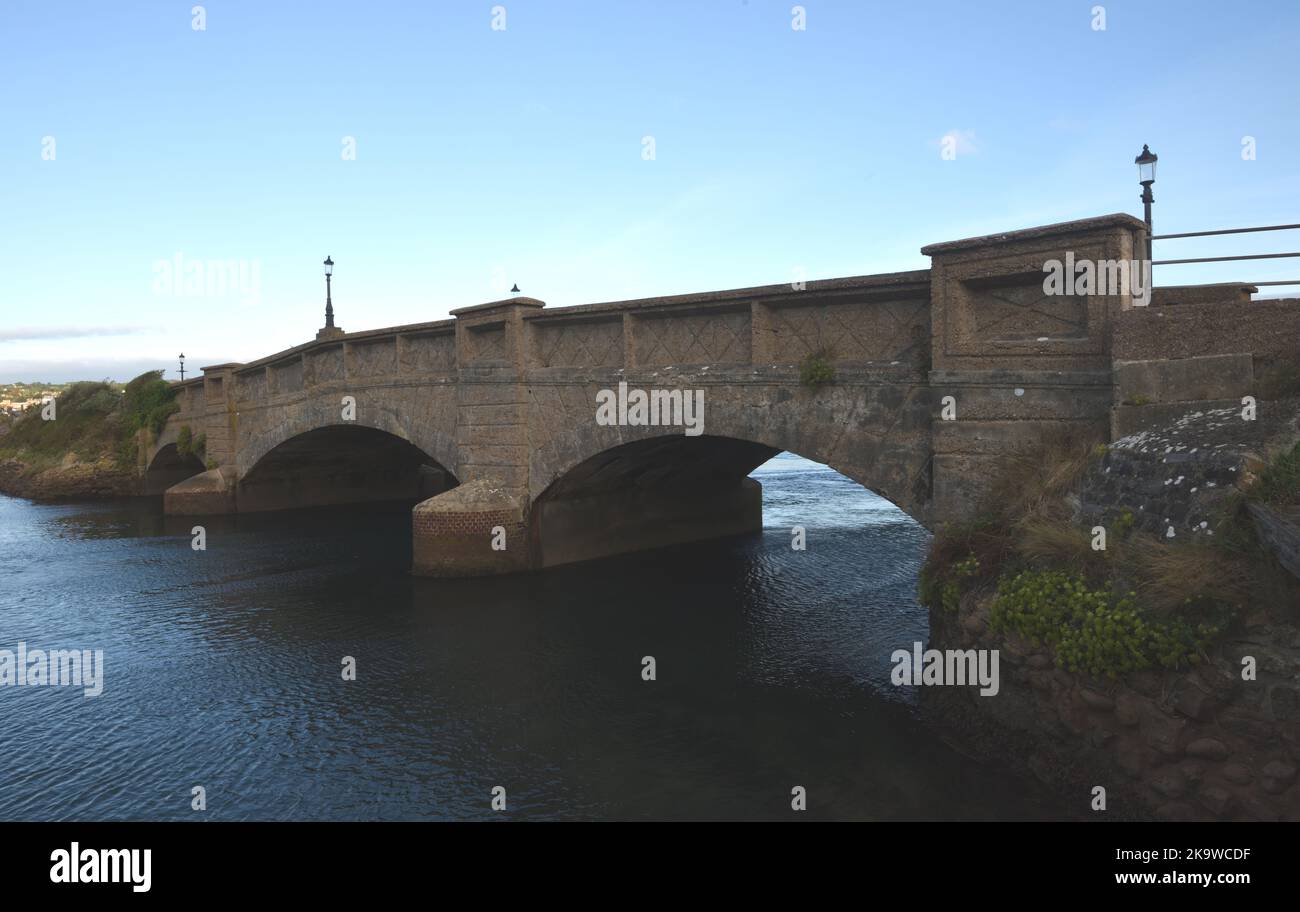 Concrete bridge hi-res stock photography and images - Alamy