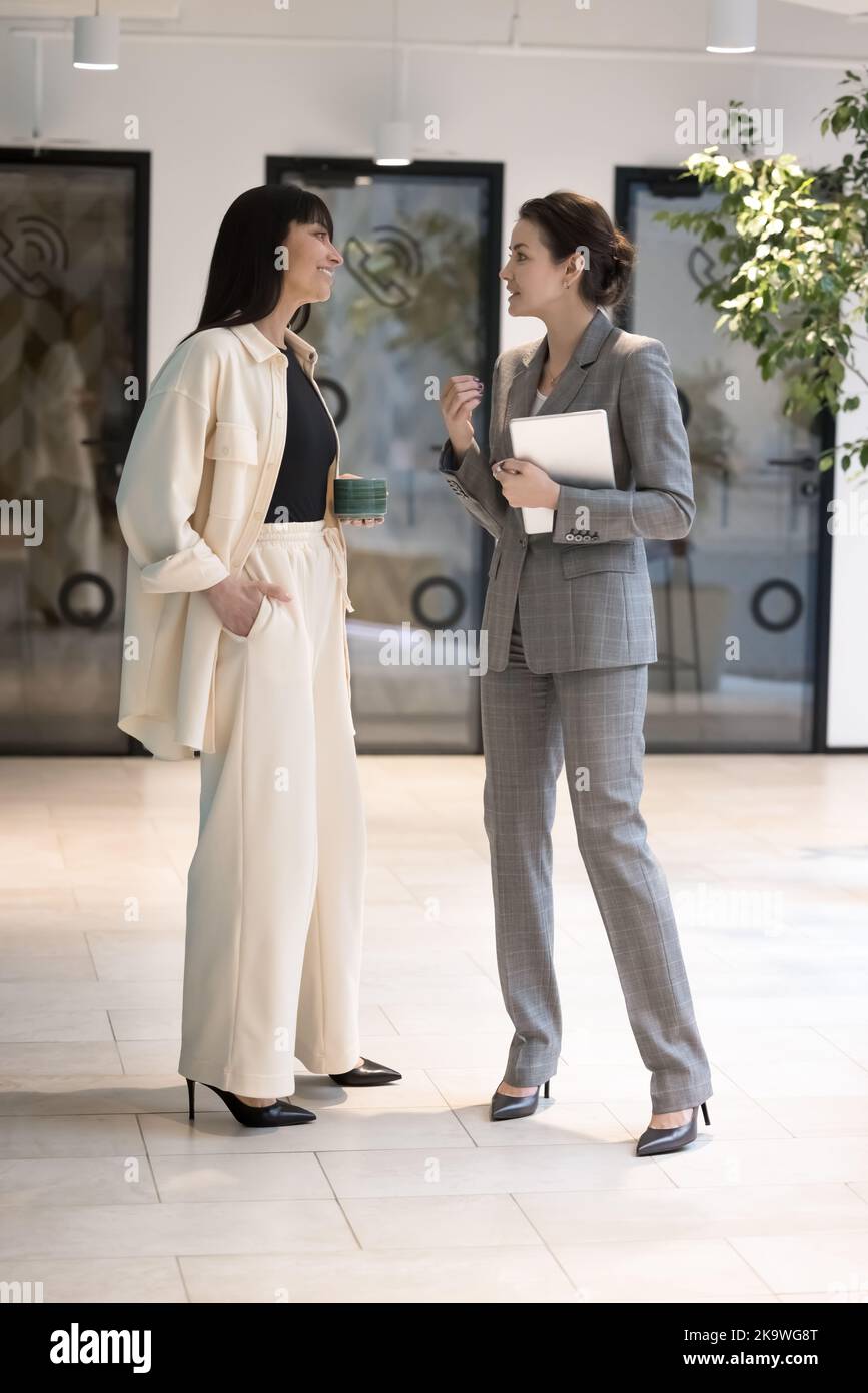 Managers talk about ideas office workers at hi-res stock photography ...