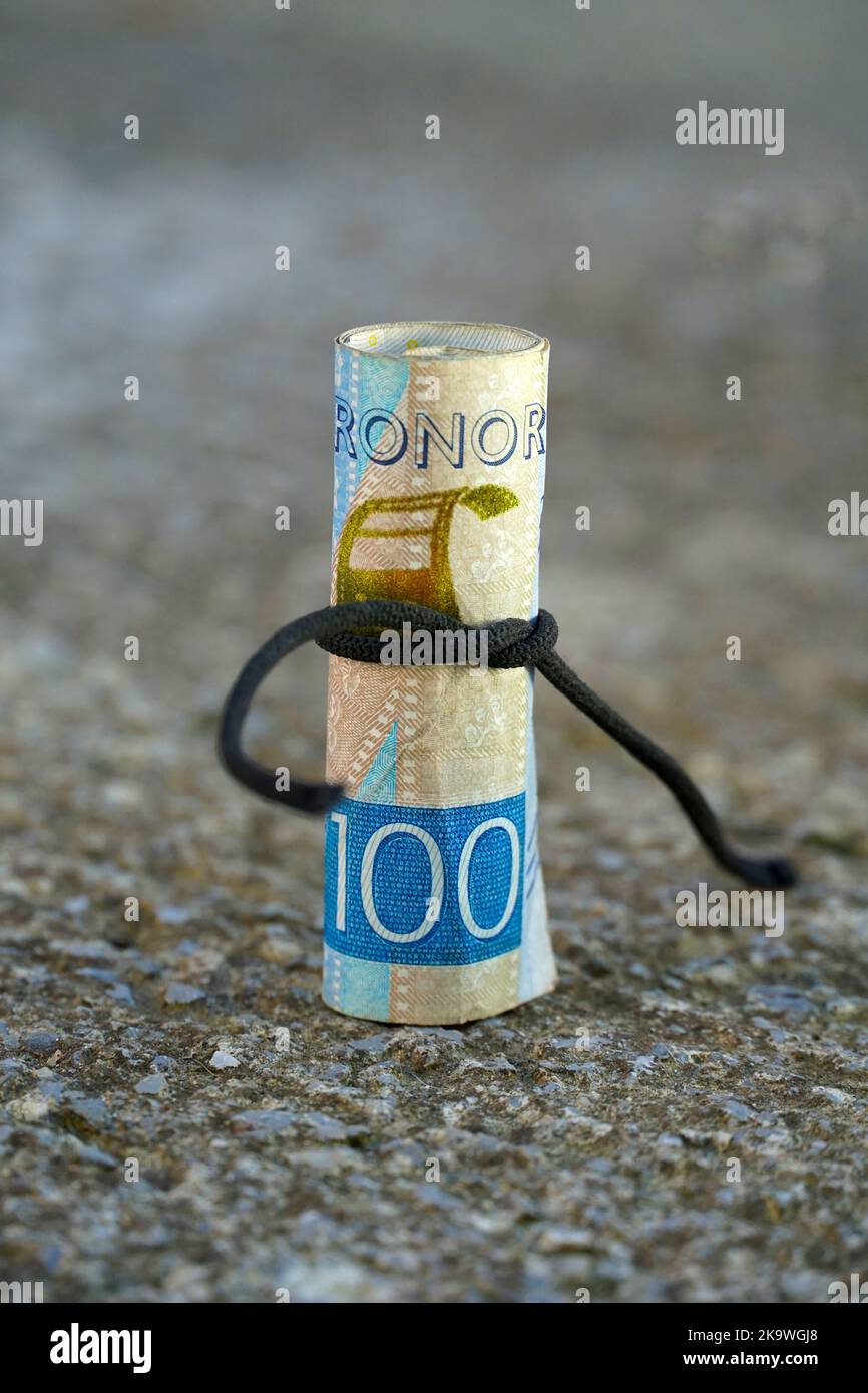 sweden money 100 Kronor banknote, close up Stock Photo - Alamy