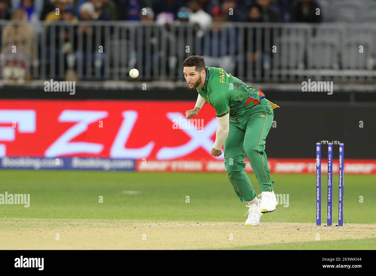 Wayne parnell t20 hi-res stock photography and images - Alamy