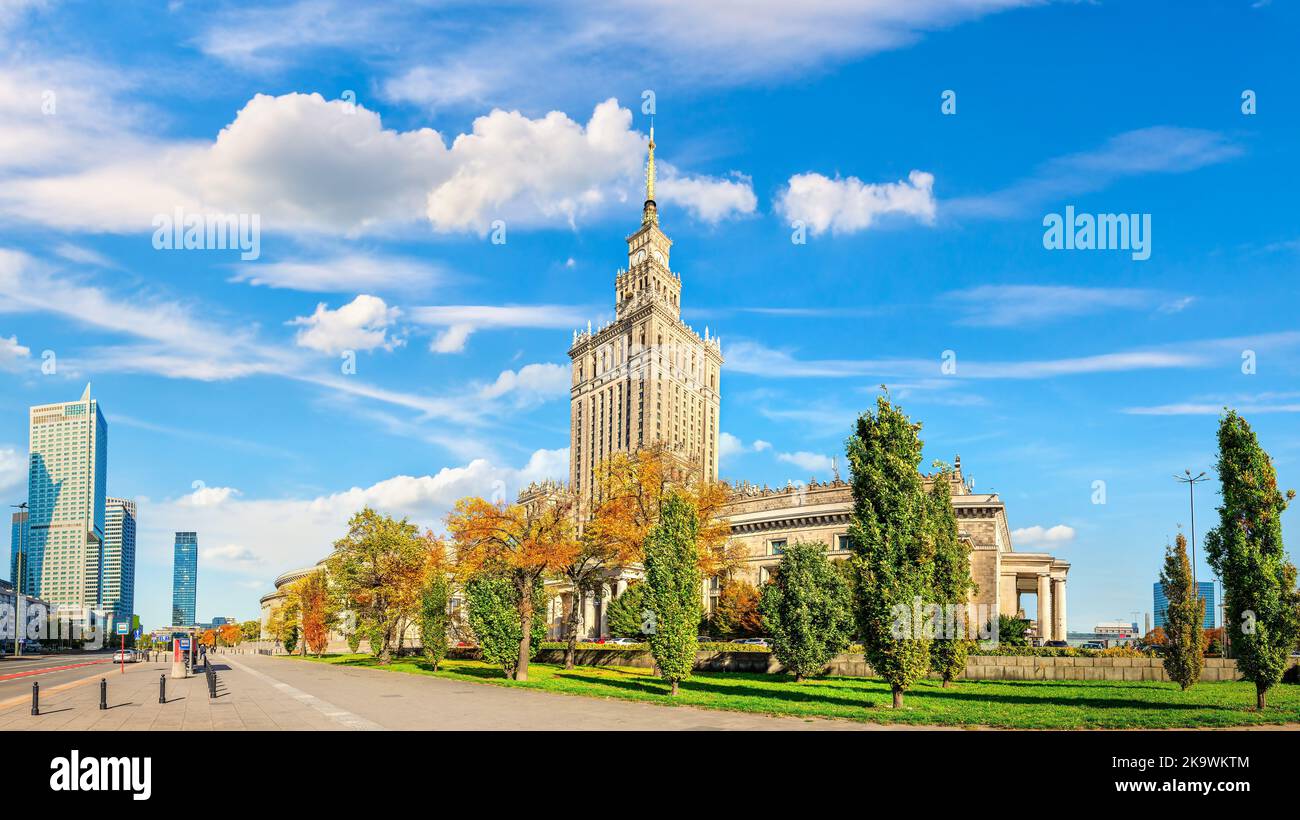 Old palace road hi-res stock photography and images - Alamy