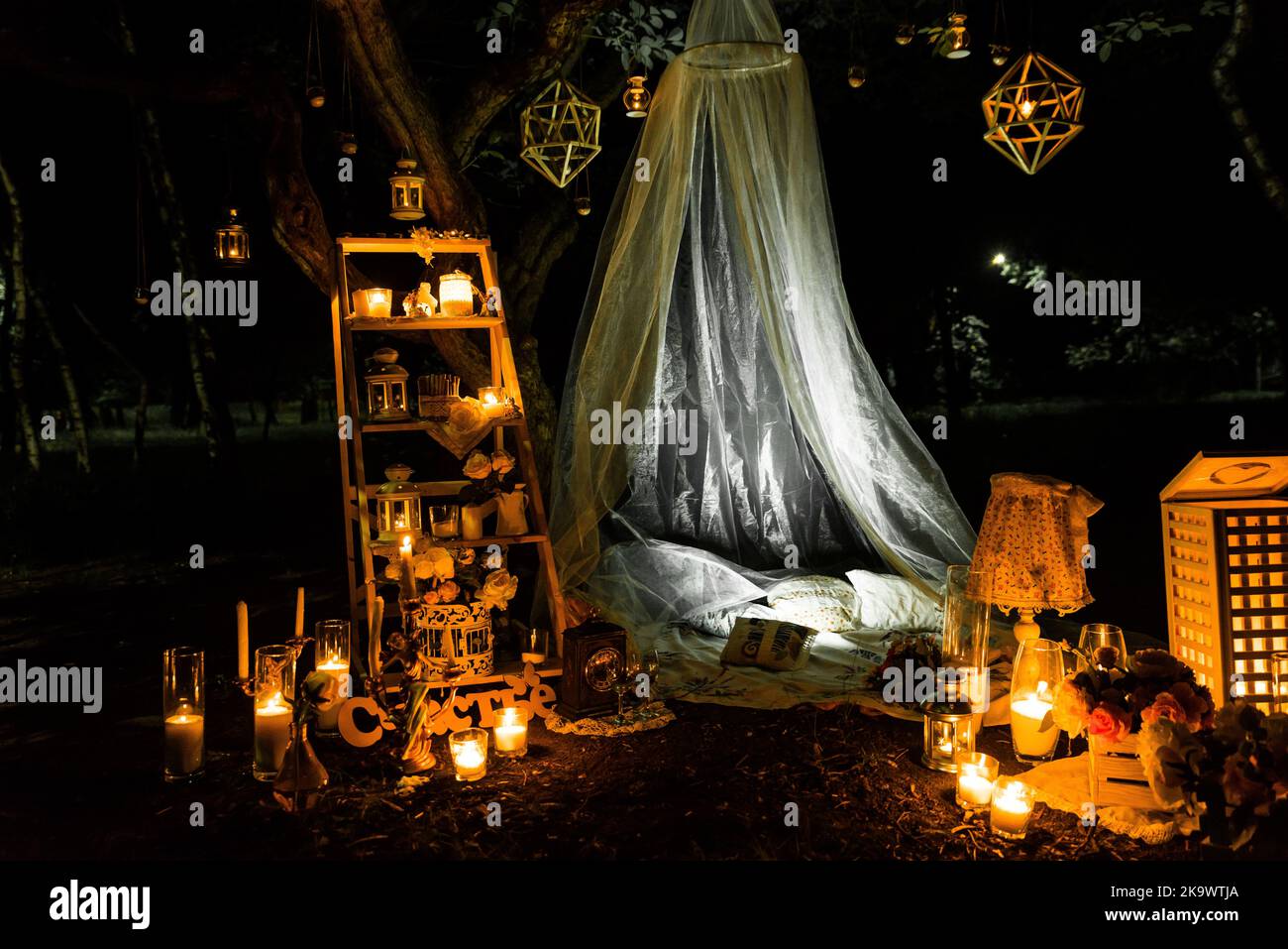 wedding decorations at night decor lights wedding stage Stock Photo - Alamy