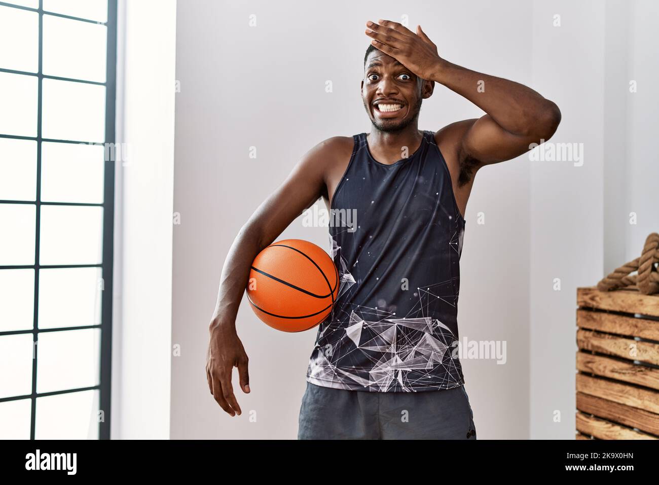 Tired man playing basketball hi-res stock photography and images - Alamy