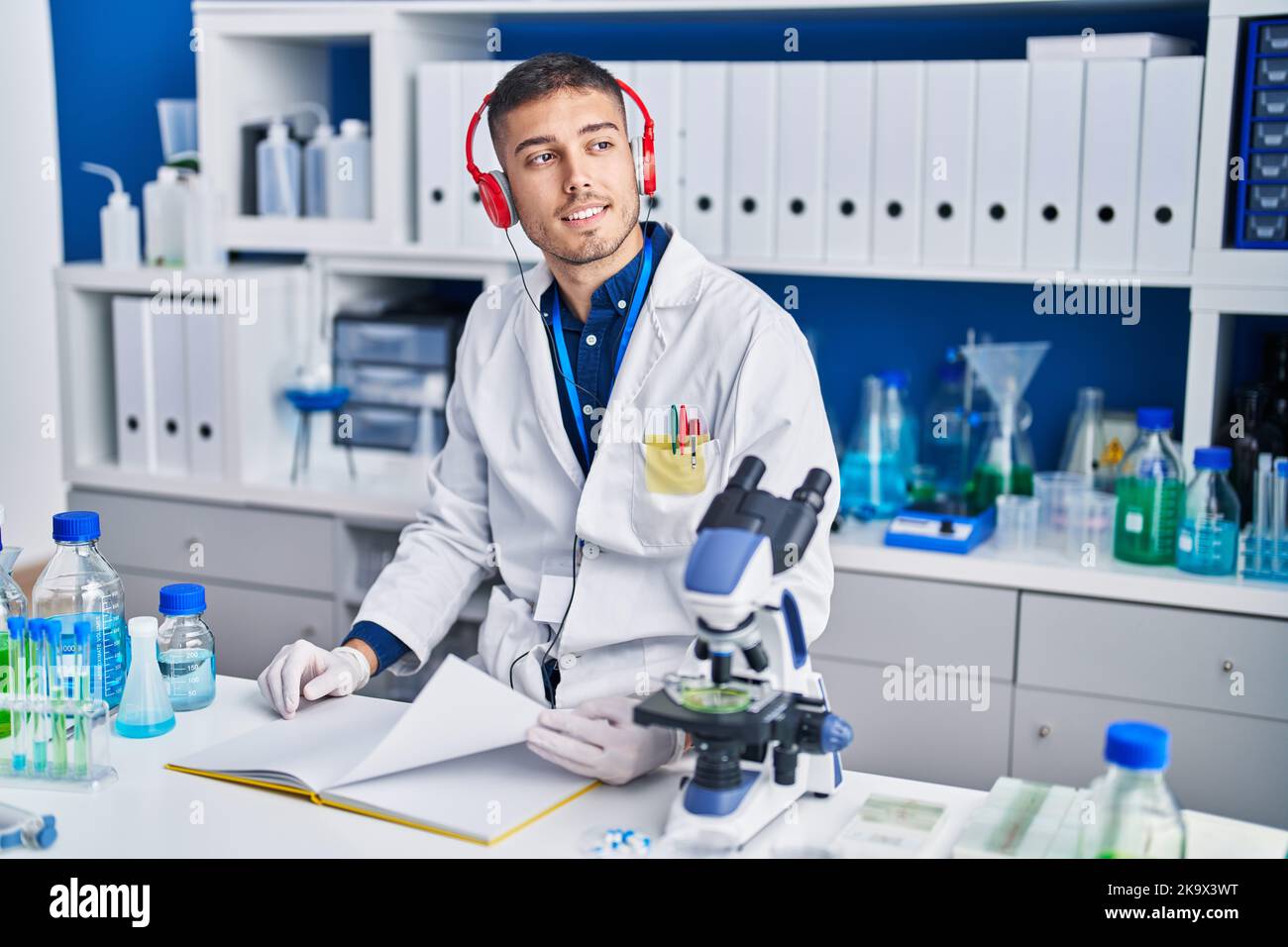 Scientist listening music hi-res stock photography and images - Alamy