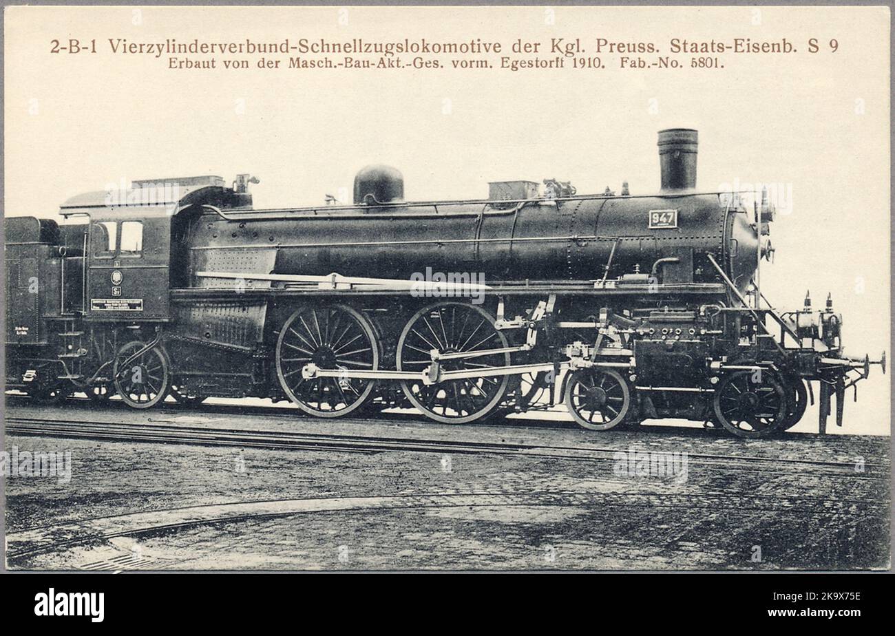 Steam Lock Preußische Staateisenbahnen S9 947. The locomotive cylinders ...