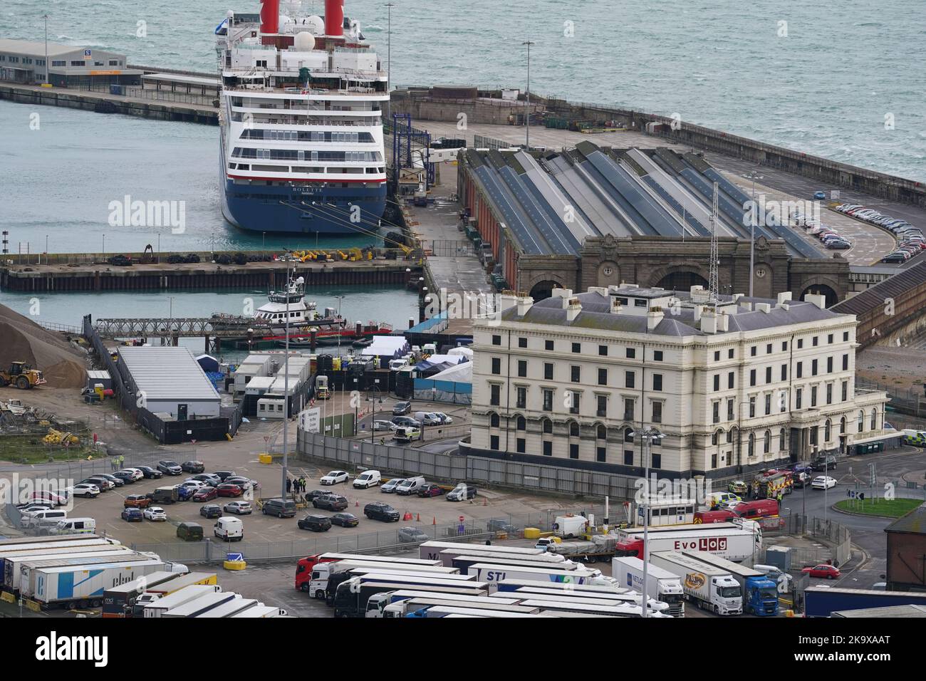 Migrant centre dover hi-res stock photography and images - Alamy