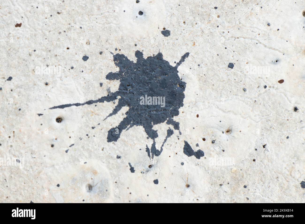 Splash of painting on concrete texture background Stock Photo - Alamy