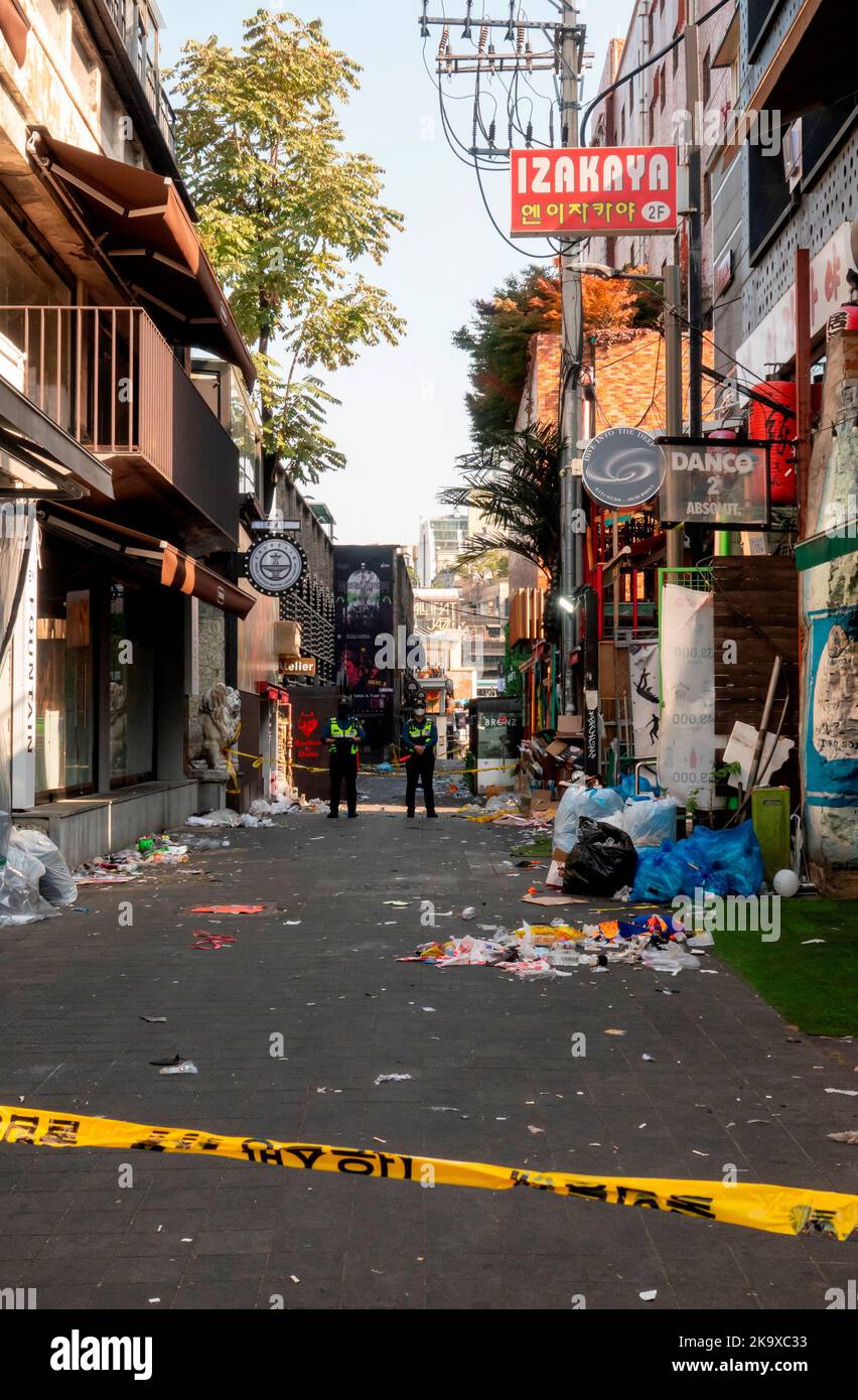 Seoul, South Korea. 30th Oct, 2022. Halloween tragedy in Seoul's ...