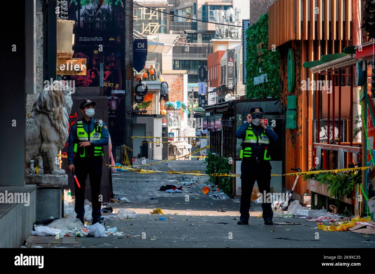 Seoul, South Korea. 30th Oct, 2022. Halloween tragedy in Seoul's ...