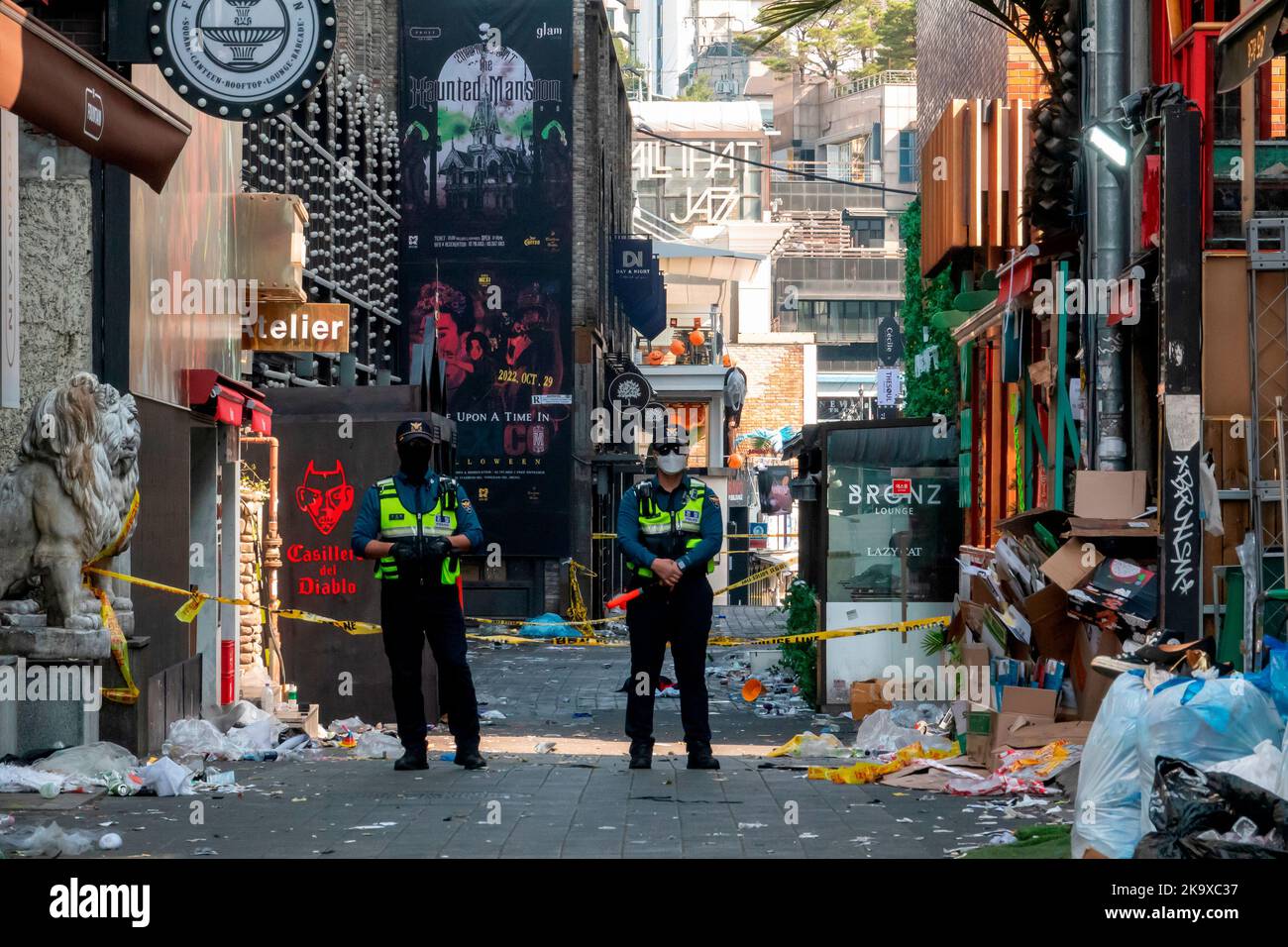 Seoul, South Korea. 30th Oct, 2022. Halloween tragedy in Seoul's ...