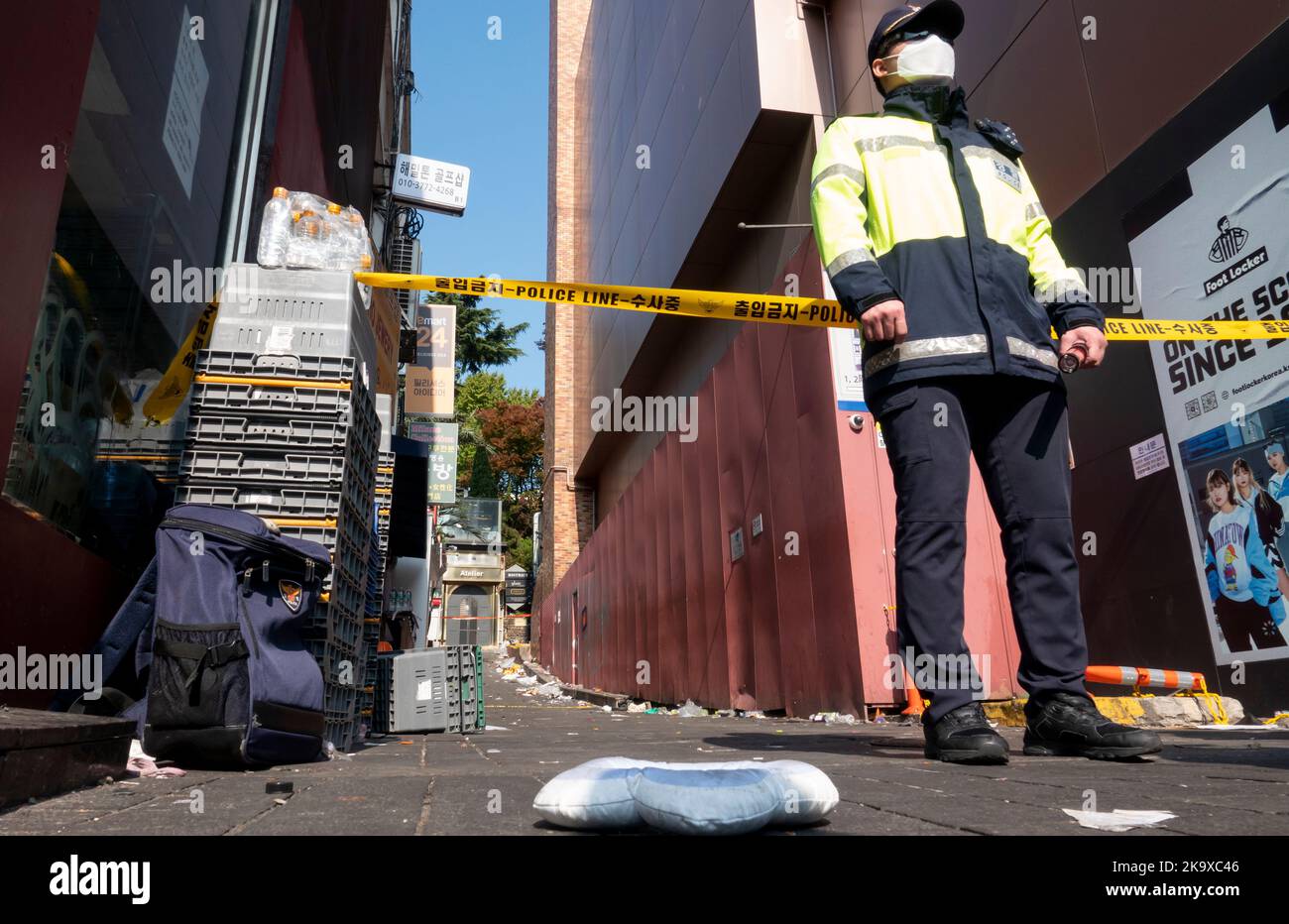 Seoul, South Korea. 30th Oct, 2022. Halloween tragedy in Seoul's ...