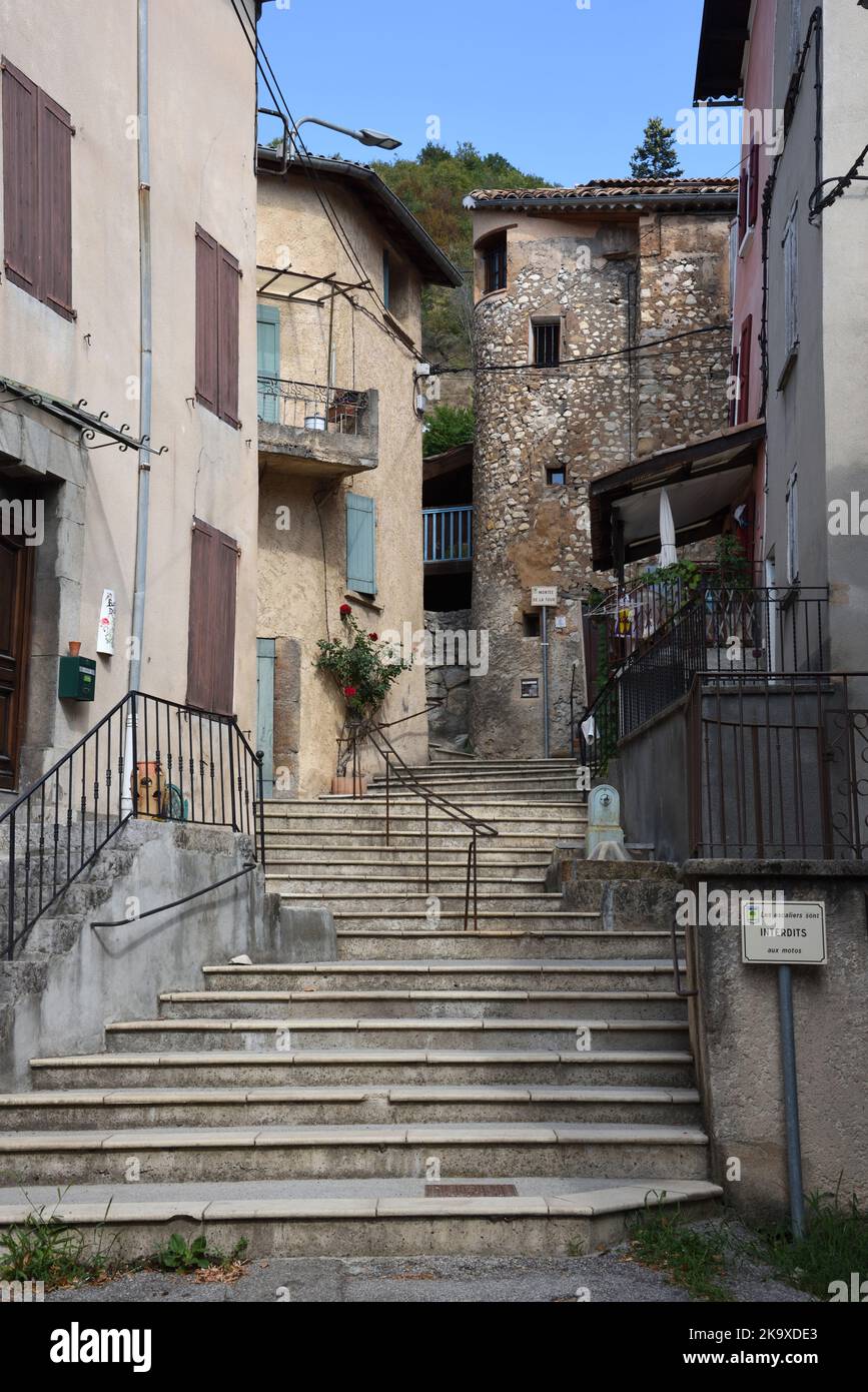 Village historic district hi-res stock photography and images - Alamy