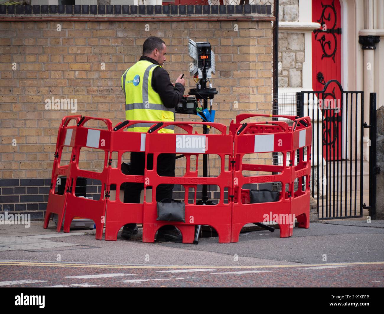 Broadband alternative network provider Hyperoptic engineer working in ...