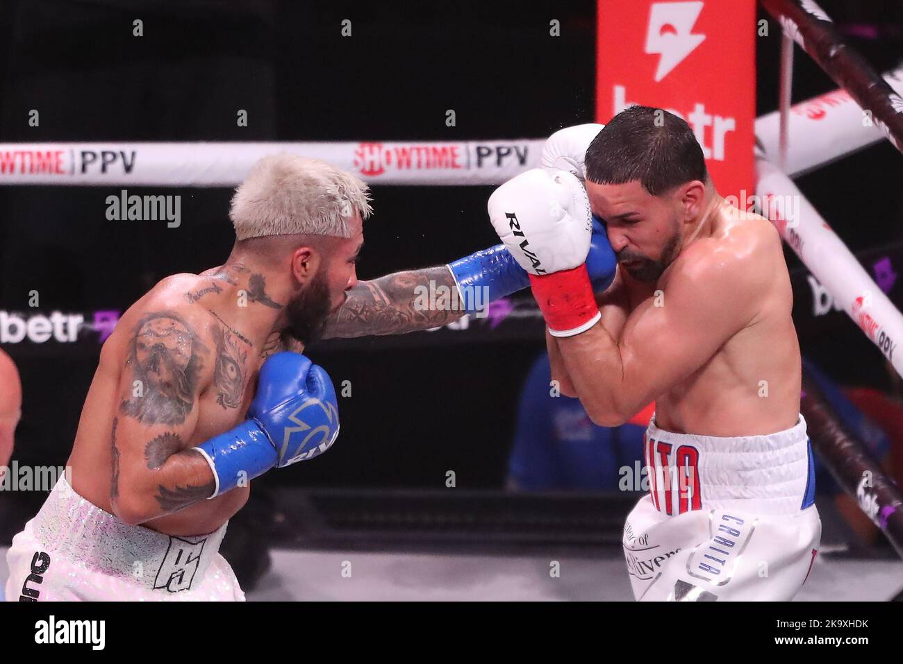 GLENDALE, AZ - OCTOBER 29: Alexandro Santiago and Antonio Nieves meet ...