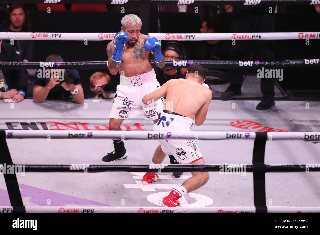 GLENDALE, AZ - OCTOBER 29: Alexandro Santiago and Antonio Nieves meet ...