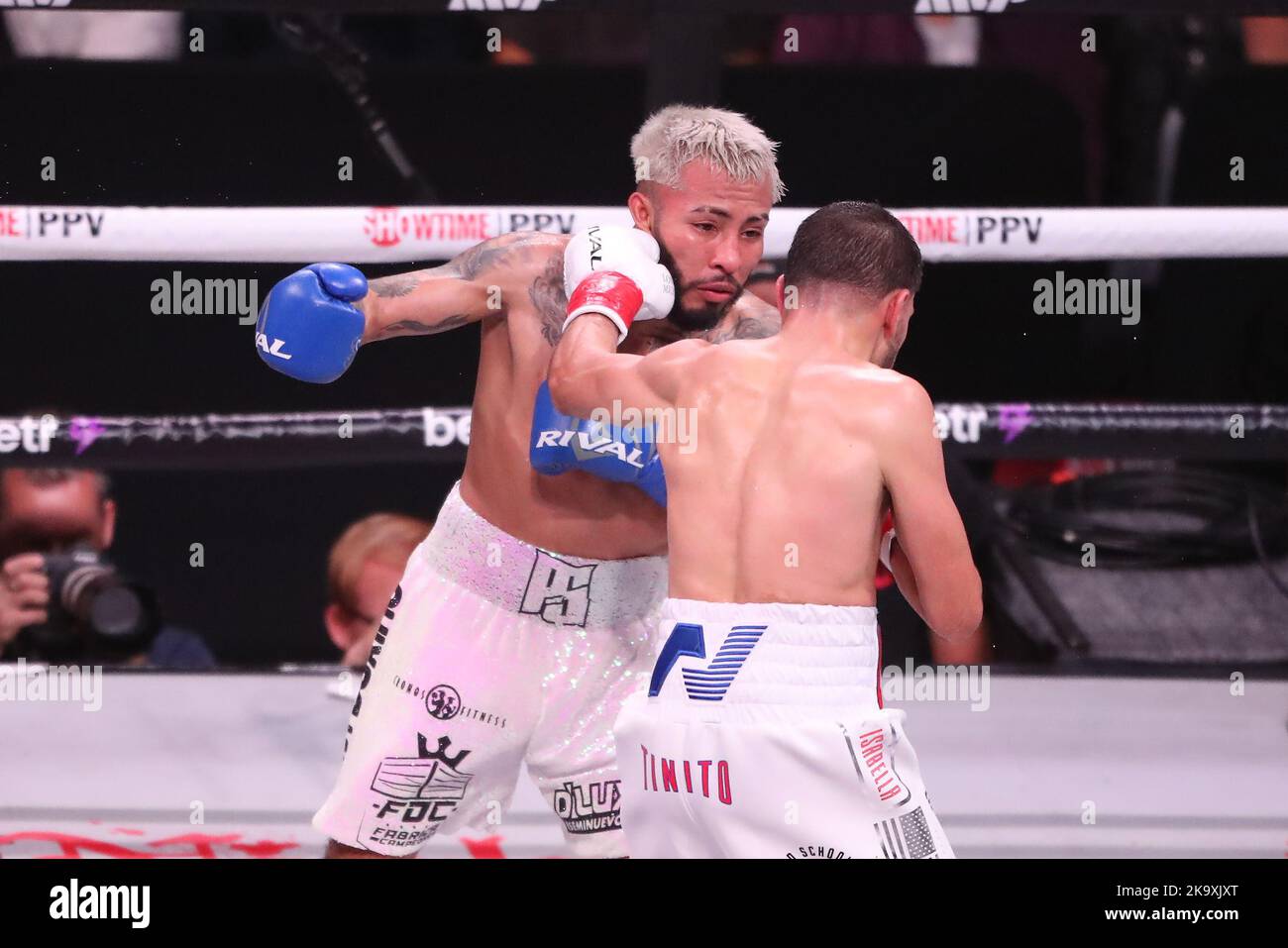 Ppv boxing hi-res stock photography and images - Alamy