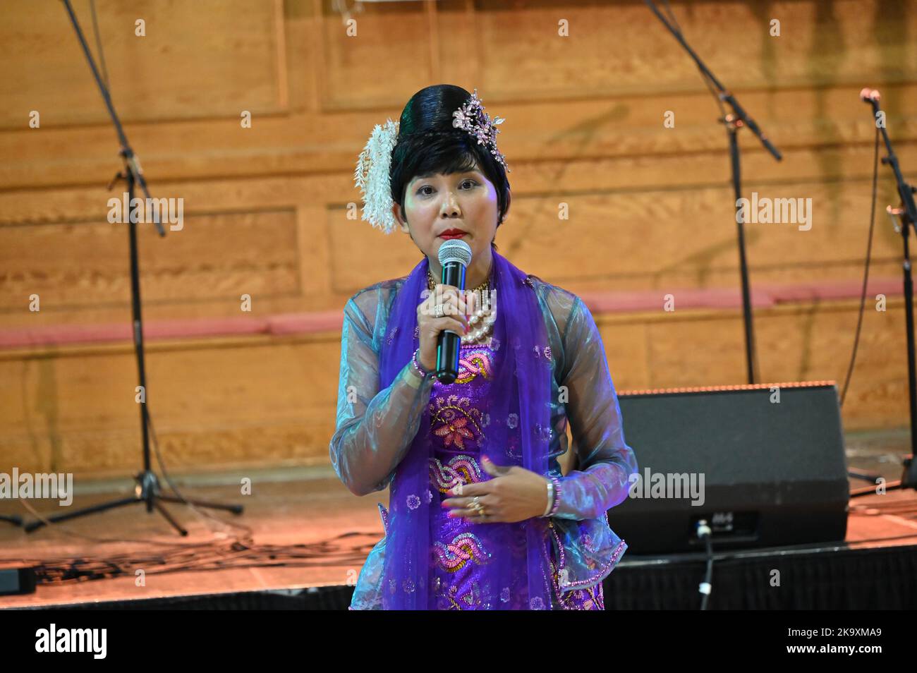 London, UK. 30th Oct, 2022. Dance of Myanmar - Myanmar CDE performs at ...