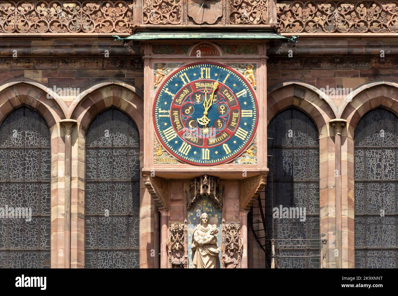 Sunny clock hi-res stock photography and images - Alamy