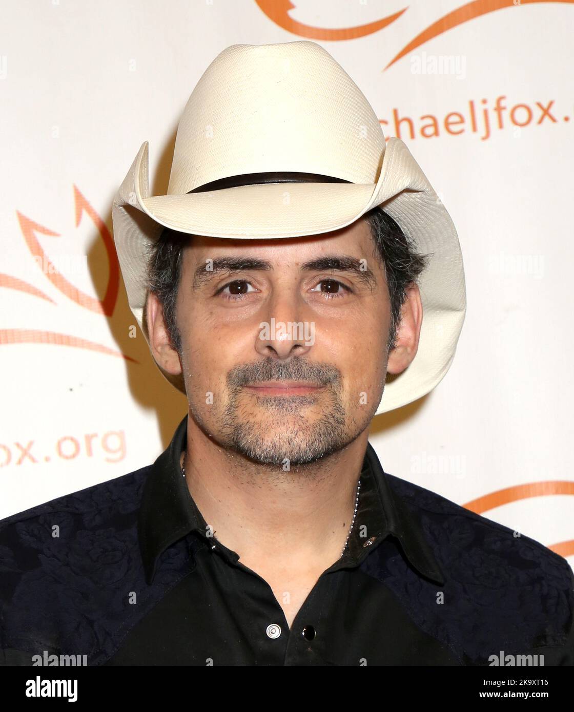 Brad Paisley attending the Michael J. Fox Foundation 2022 'A Funny ...