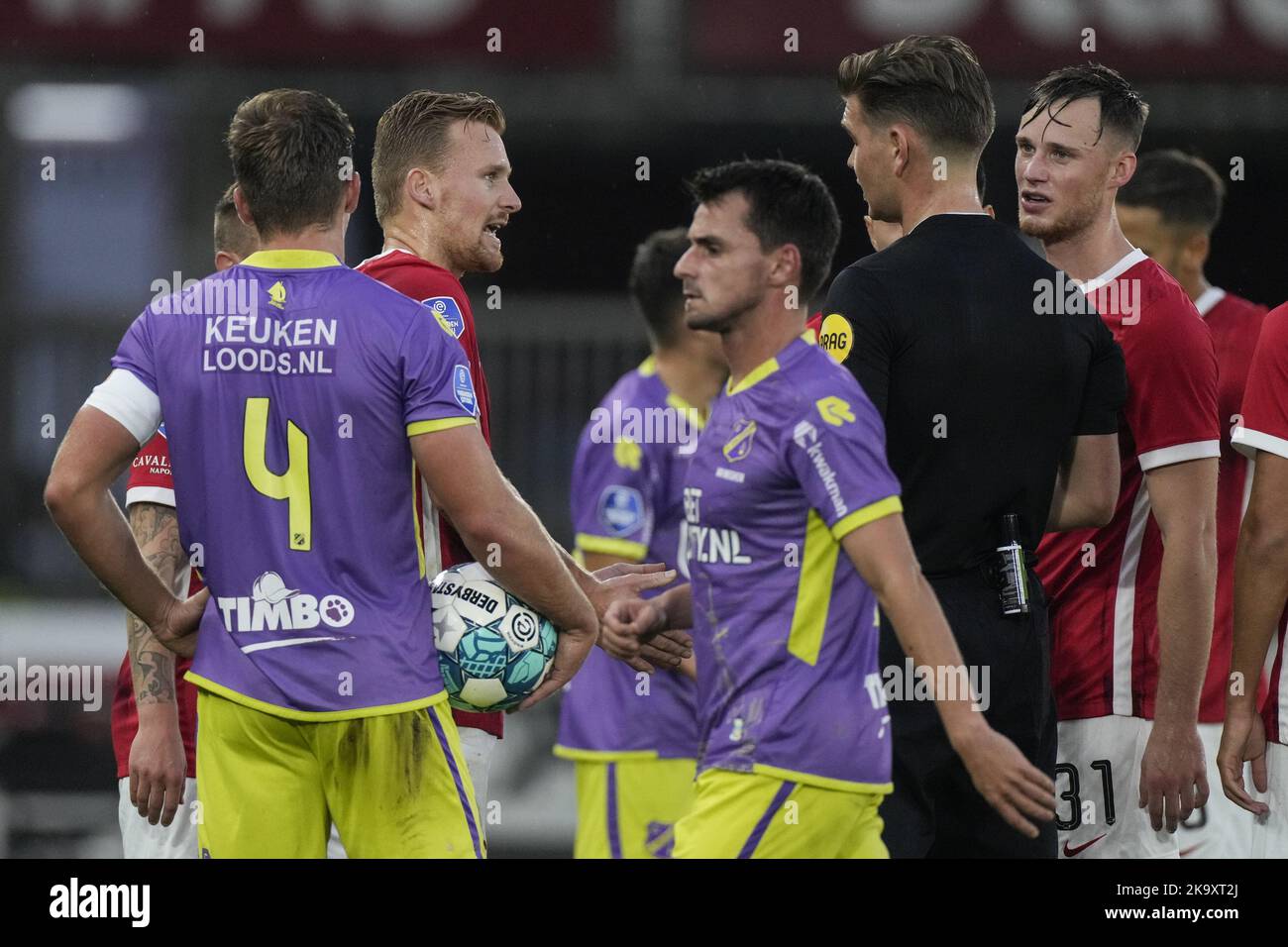 ALKMAAR, 30-10-2022, AFAS stadium , season 2022 / 2023 , Dutch ...