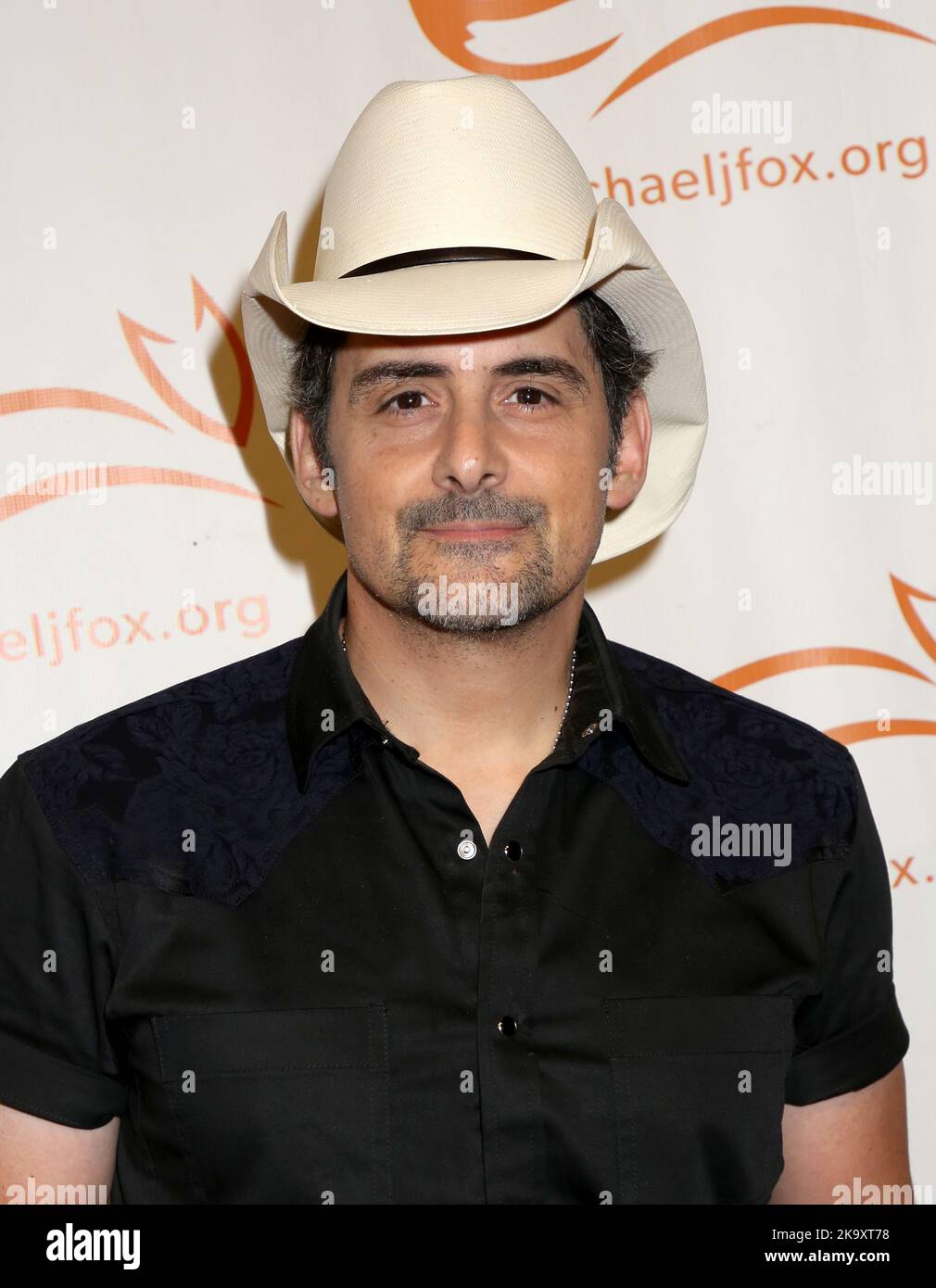 Brad Paisley attending the Michael J. Fox Foundation 2022 'A Funny ...