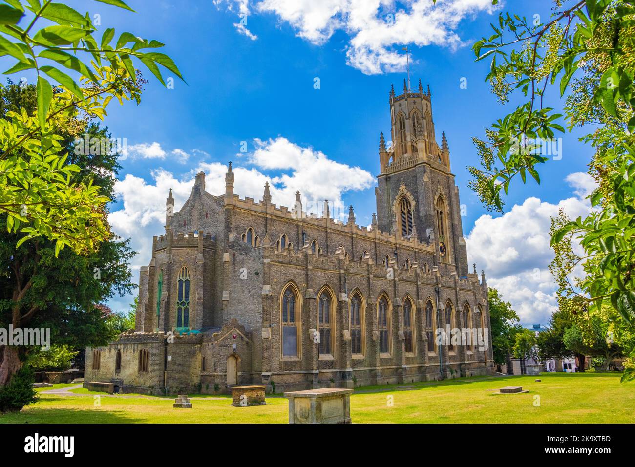 Historic st georges church cemetery hi-res stock photography and images ...
