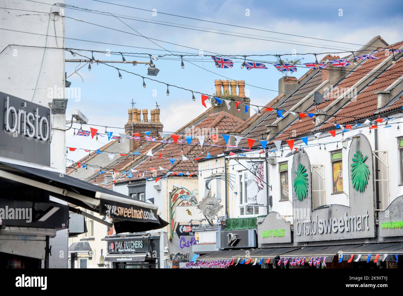High st pedestrian road hi-res stock photography and images - Alamy
