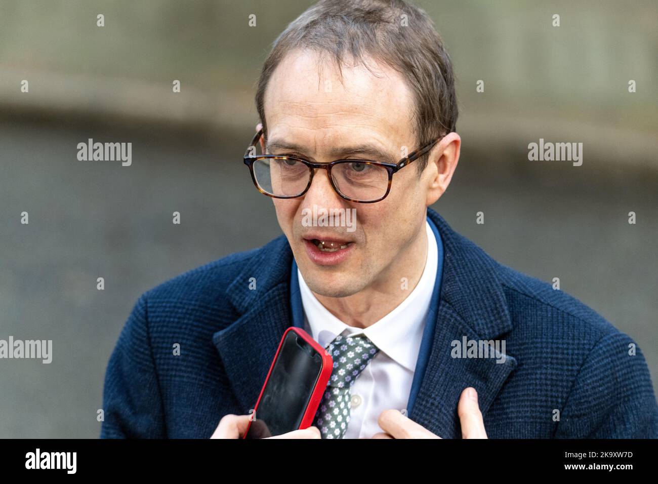 Bbc political editor chris mason hi-res stock photography and images ...