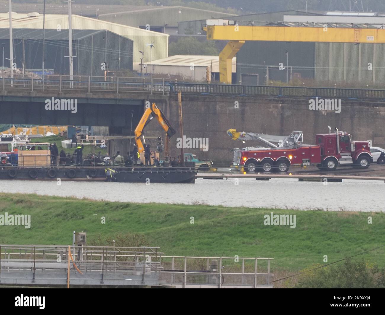Jason statham the beekeeper hi-res stock photography and images - Alamy
