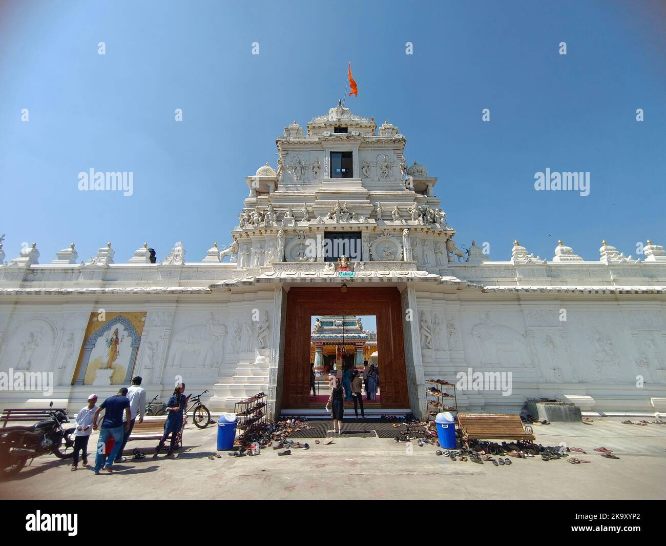 30 October 2022, Shreenath Mhaskoba Temple, The temple had dozens of ...