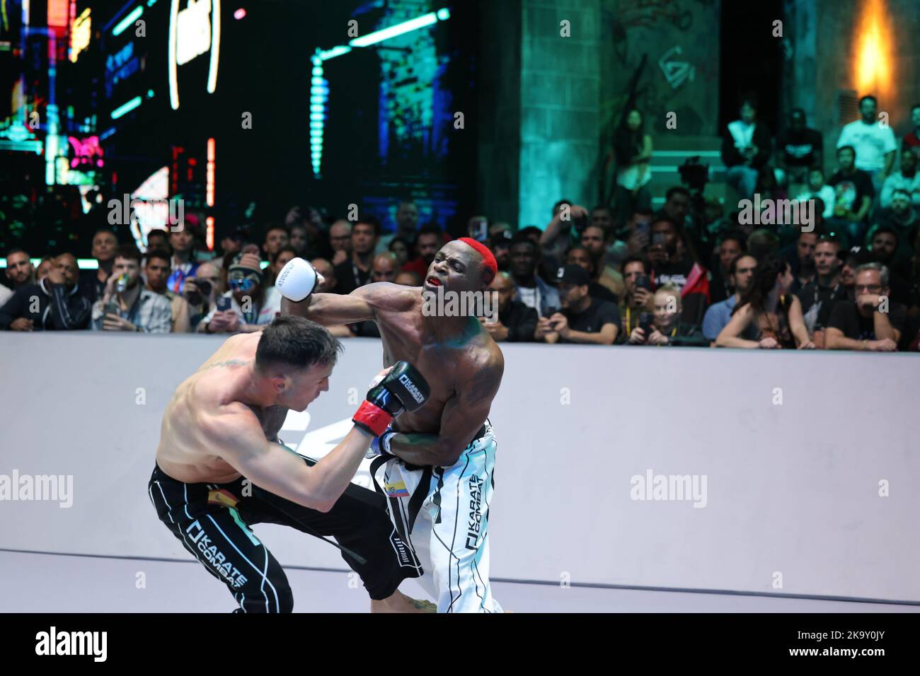 ORLANDO, FL - OCTOBER 29: Franklin Mina throws a high punch during ...