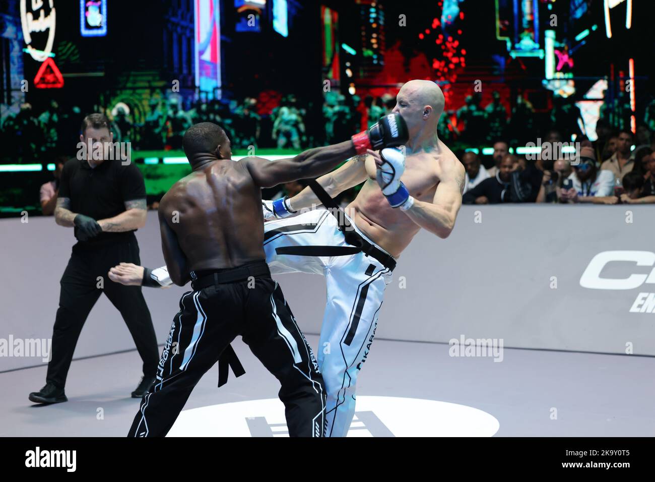 ORLANDO, FL - OCTOBER 29: Jorge Perez lands a punch on James Vick ...