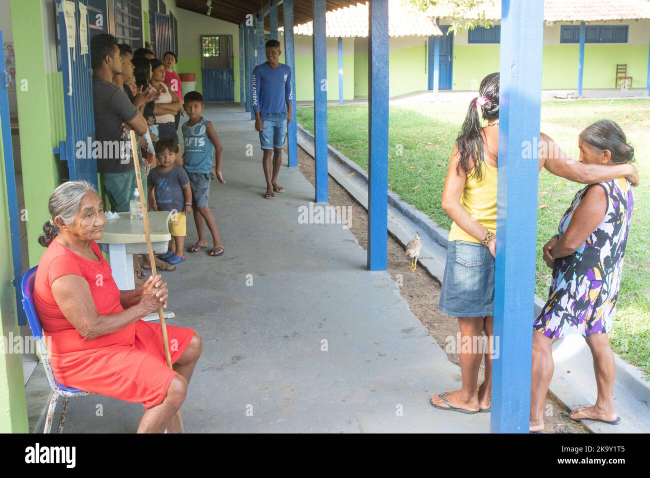 Paragominas, Brazil. 30th Oct, 2022. Elections 2022 Tembé indigenous ...