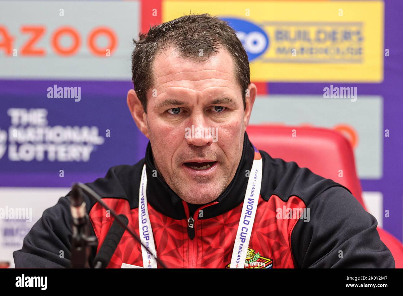 Cook islands head coach hi-res stock photography and images - Alamy